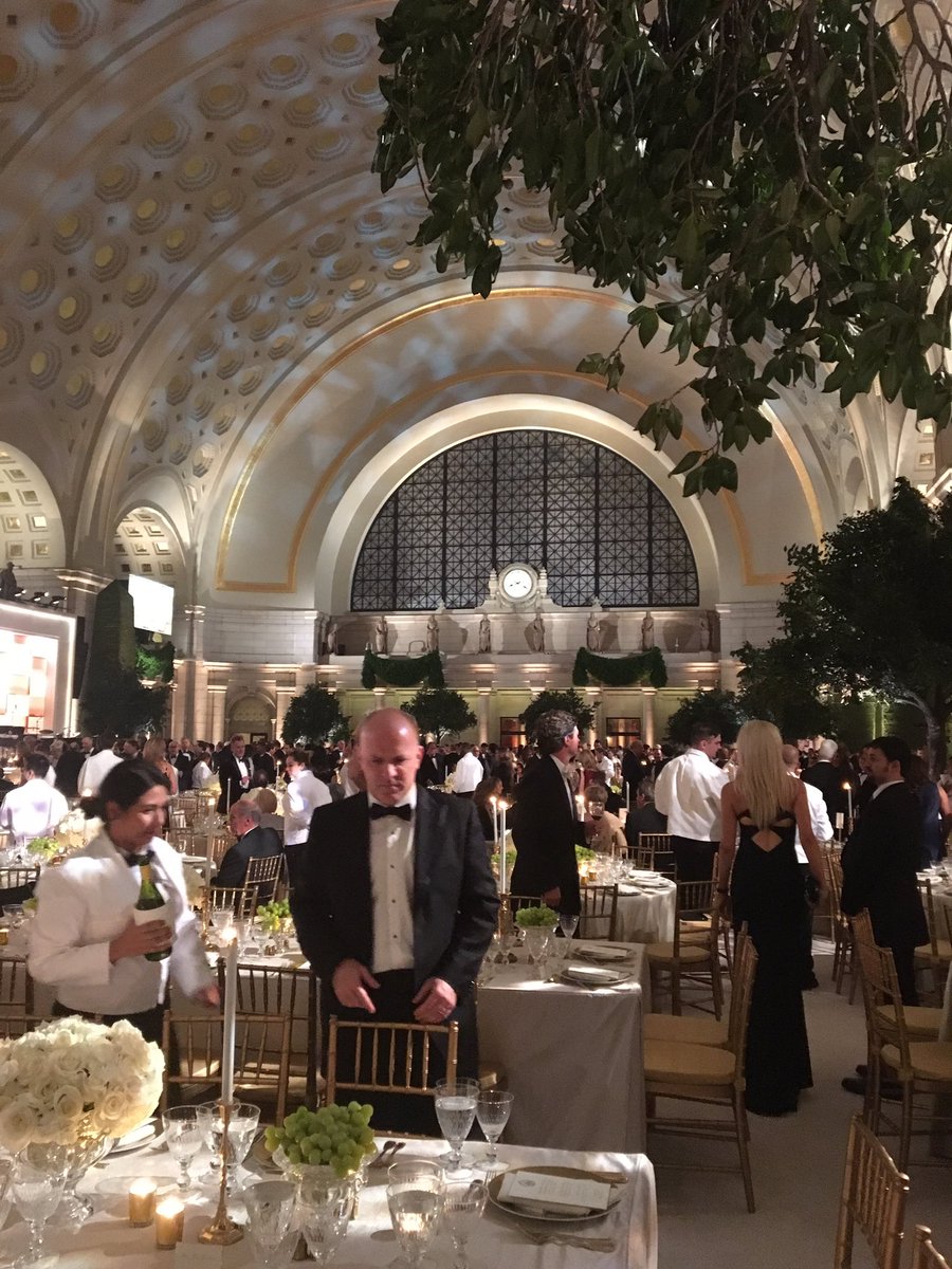 President-elect Donald Trump Union Station Dinner - 9:00pm Live Stream ...